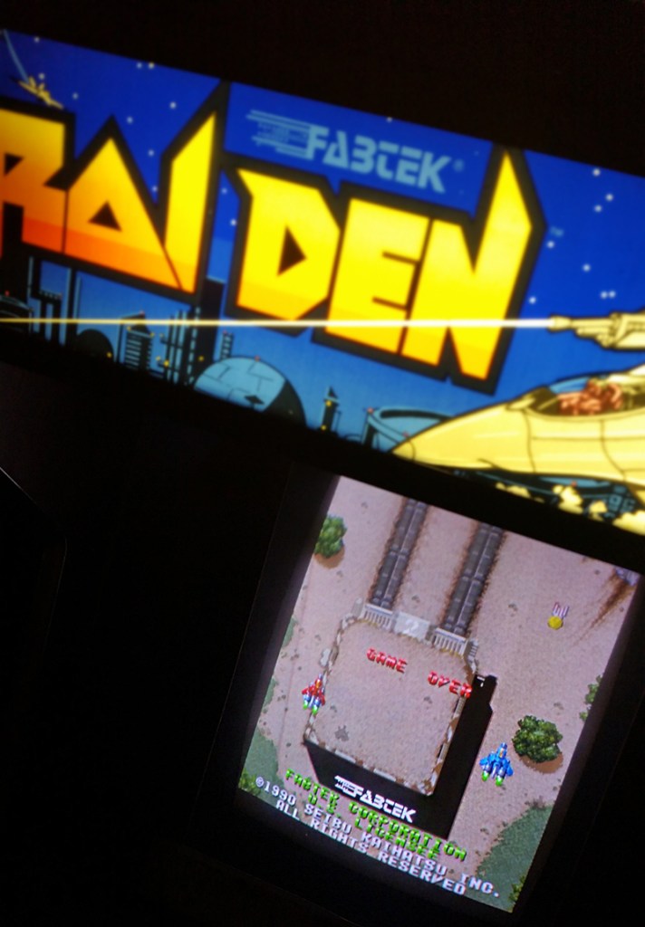 Player 2 Arcade Bar Grand Opening – Retro Game SuperHyper