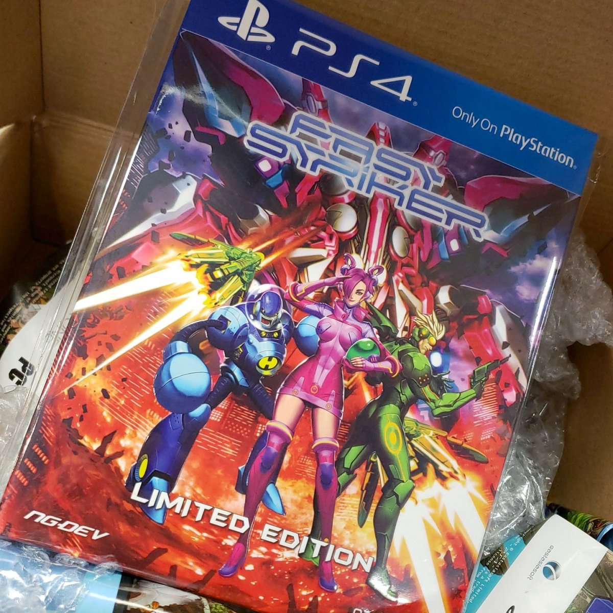 Fast Striker PS4 LE Unboxing – Retro Game SuperHyper